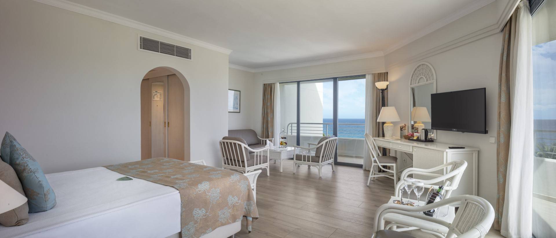 Miragepark Resort Hotel